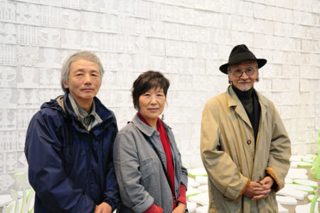 원로의 손끝에서 피어 오른 청춘이여!, 중부일보 2011.10.31 - Yun Suknam Studio